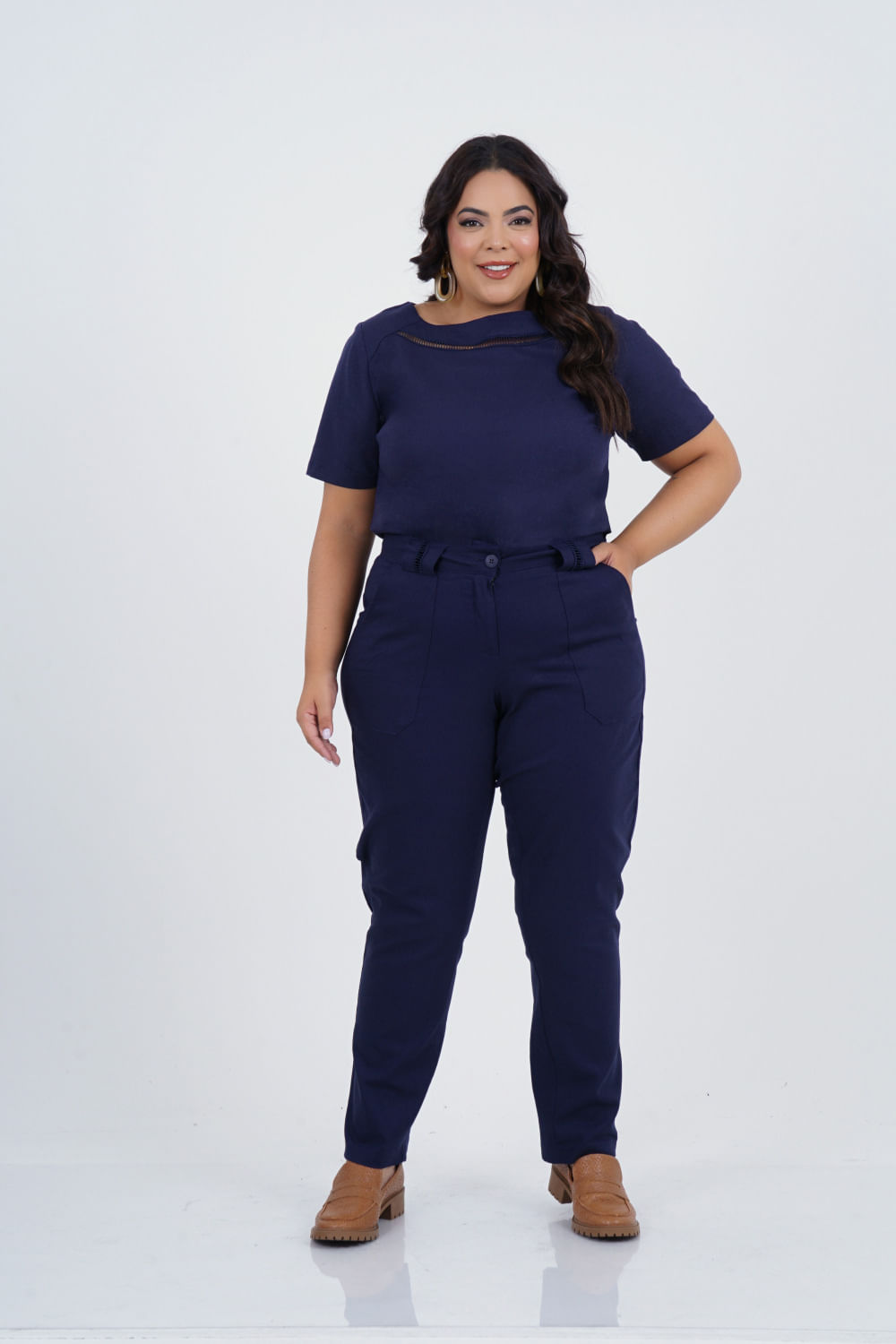 Calça Reta Plus Size Firmeza - Program Moda | Moda Plus Size Feminina