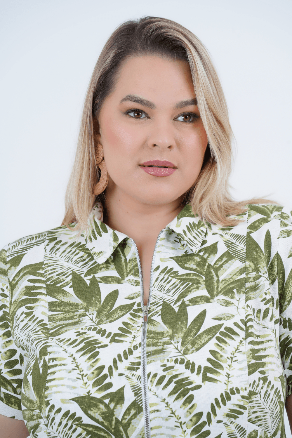 JAQUETA PLUS SIZE FEMININO LINHO MANGA CURTA TERRACINA - Program Moda ...